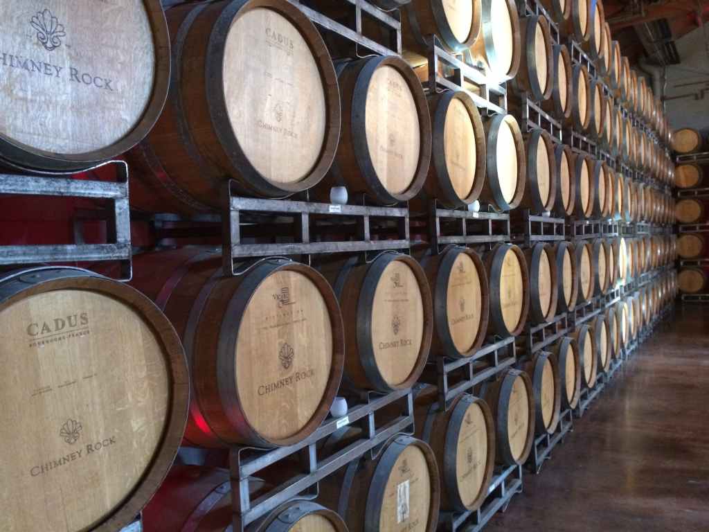 Dundee Oregon Wineries: Complete List & Reviews – A Taste Of Dundee